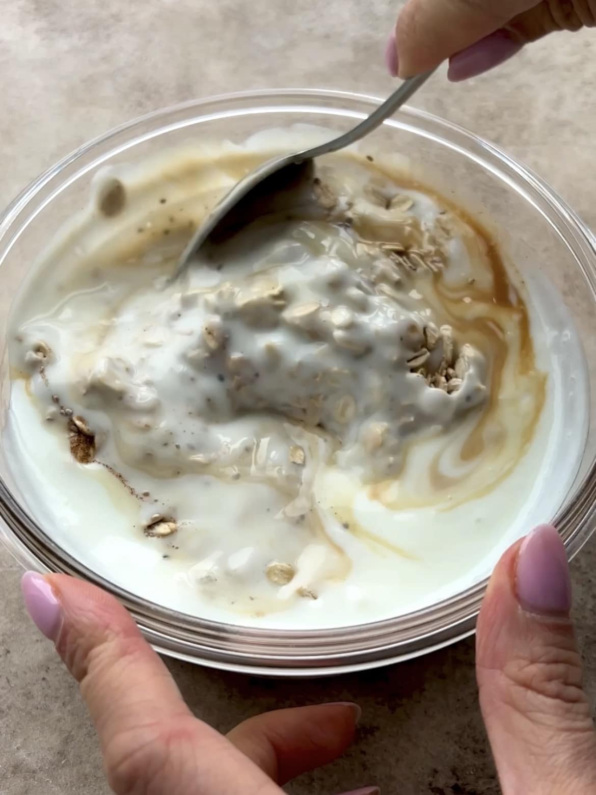 Kefir Overnight Oats (Healthy Breakfast!) | Walder Wellness, RD